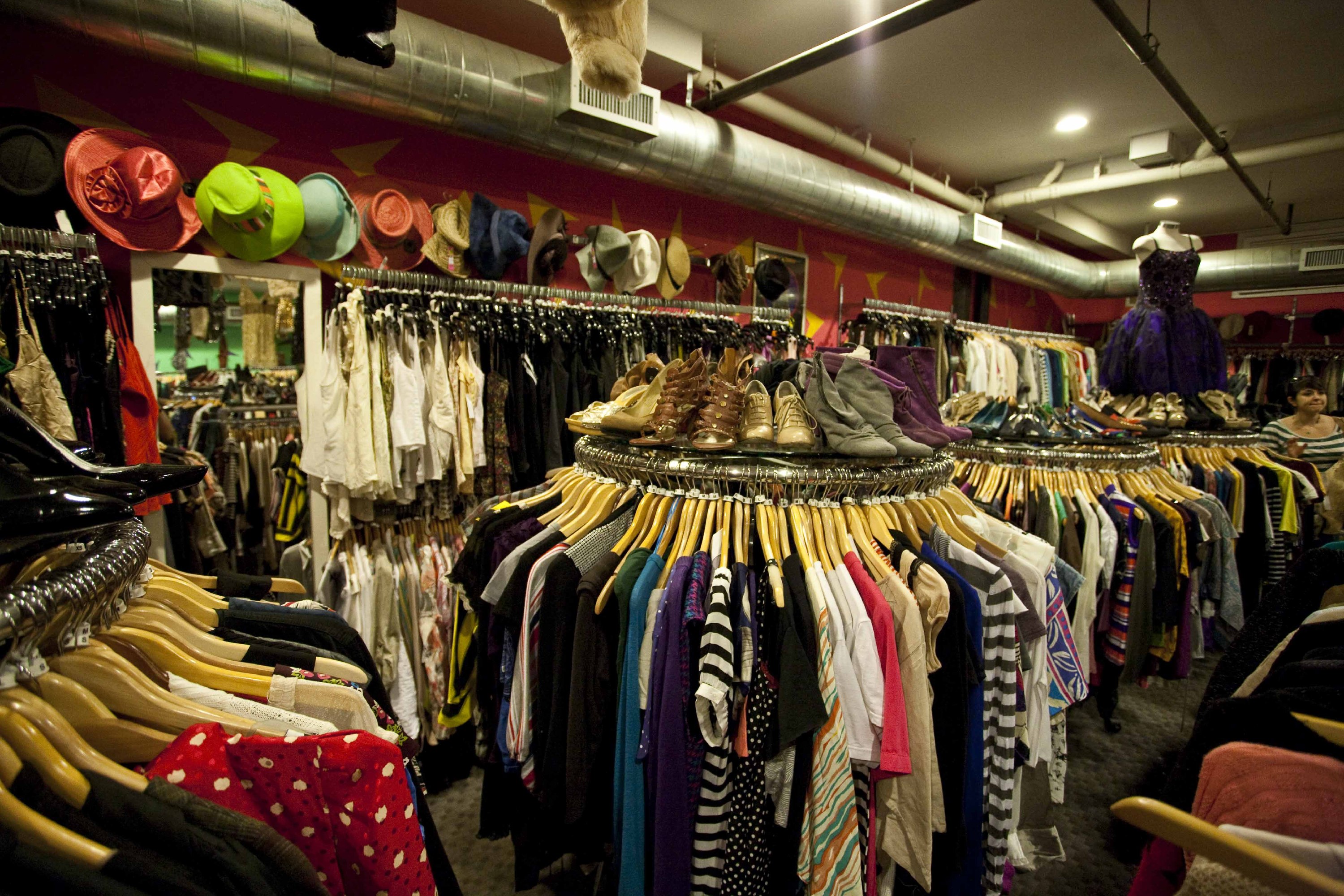 Z rodollar Le Nouveau Magasin O Tout Est Gratuit So Montr al